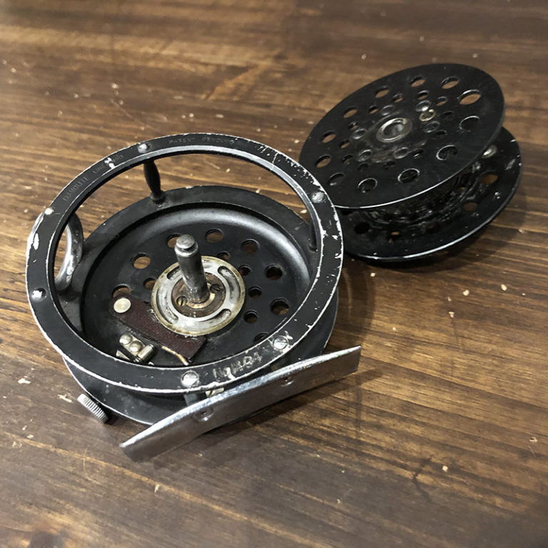 Pflueger Round Line Guard Medalist 1494 Fly Reel フルーガー メダリスト1494 ラウンド ...
